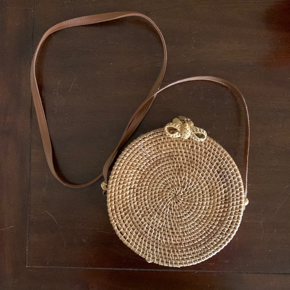 Atta bags | Bags | Round Atta Bali Bag Original With Ribbon Unique Item ...